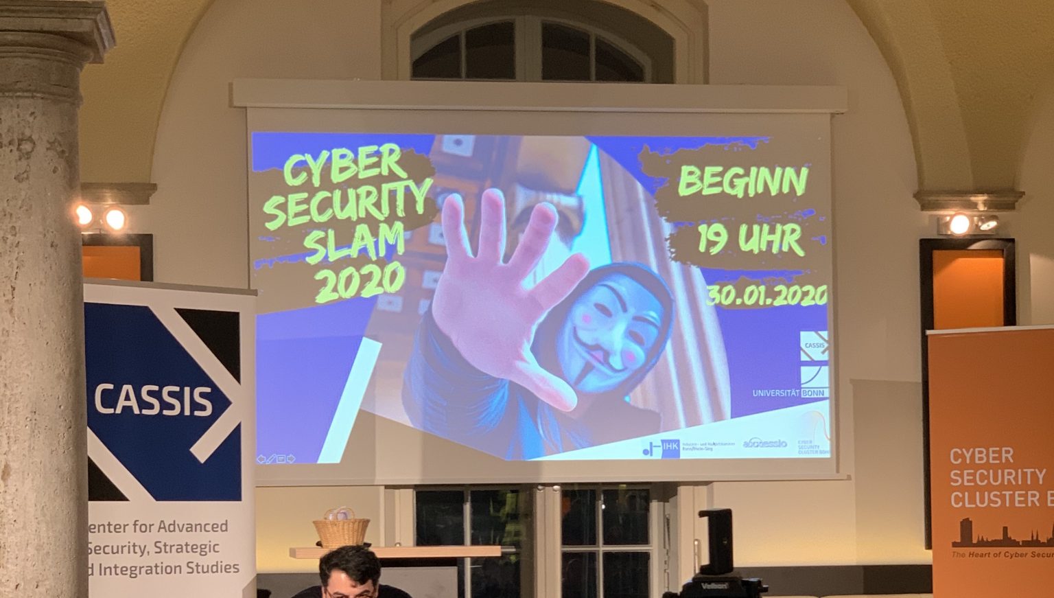 Cybersecurity Slam 2020 - Unterhaltung durch Nerds? - Patrick Steinert